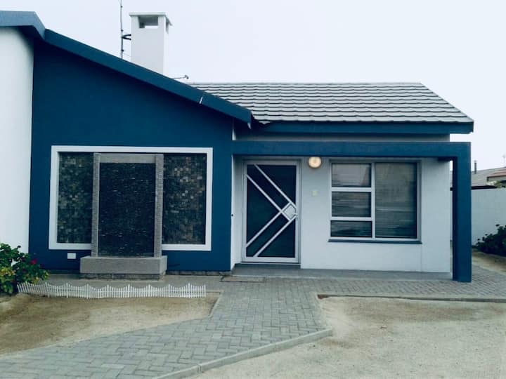 4354 Oceanview
Swakopmund
Namibia - Swakopmund