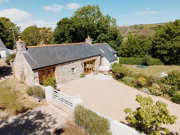 Lower Bubbleton Cottage,near Tenby - Tenby