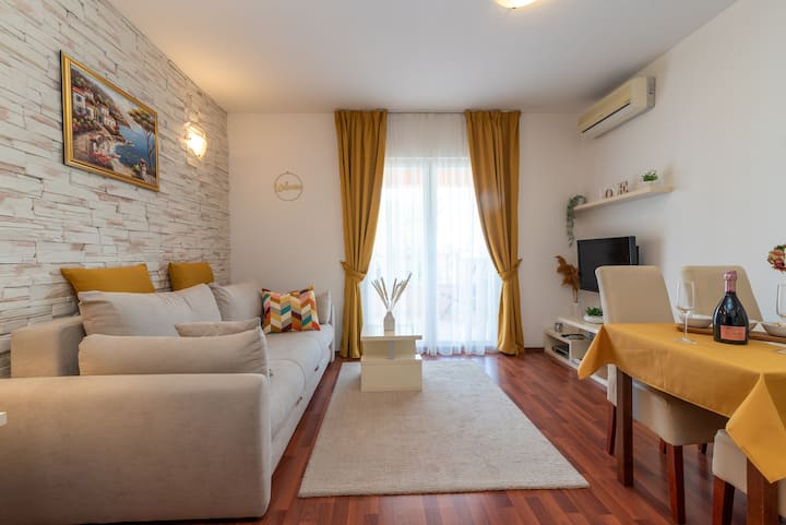 Villa Tonina Apartments - Trogir