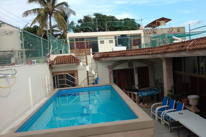Casa La Marina 8 Recamaras 8 Baños Alberca Privada - Mazatlán
