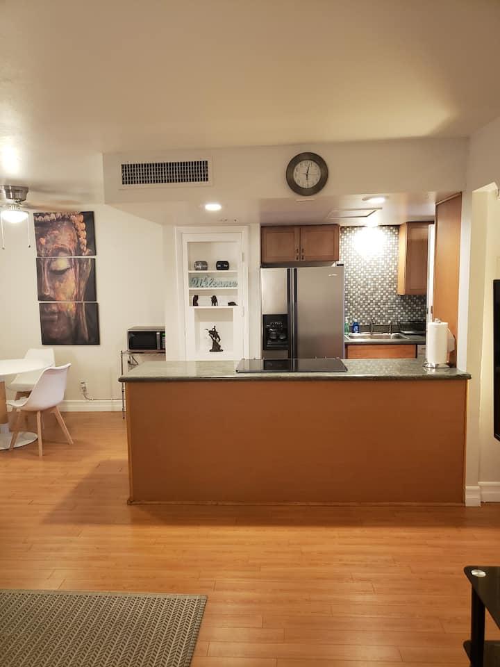 Centrally Located Near The Strip And So Much More! - Las Vegas Strip, NV
