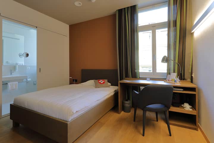 Schlafen Im Herzen Von Bern - Bern