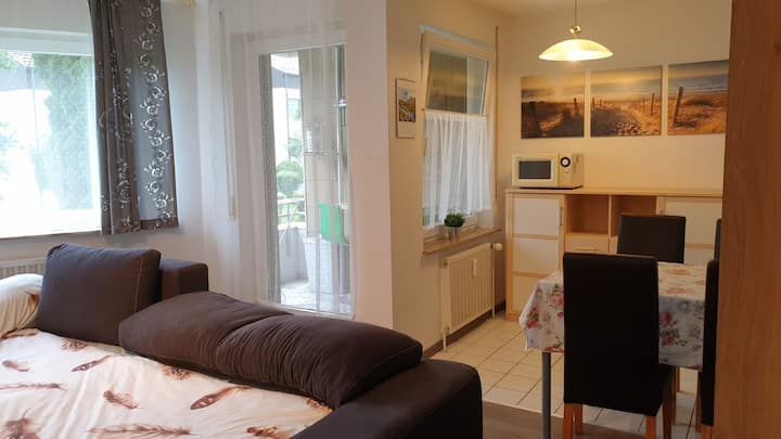Ruhige 1,5 Zimmer Wohnung Mit Balkon - Sindelfingen