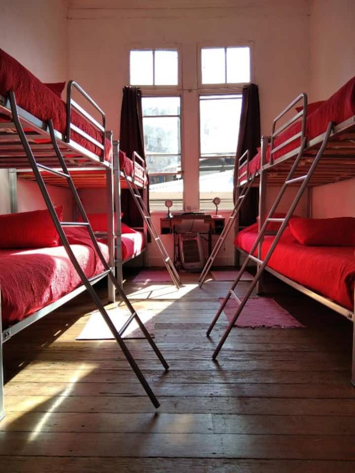 Bed In A 8 Beds Shared Mixed Dorm - Valparaíso