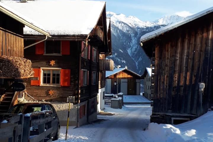 Chalet, Große Terrasse, Strandkorb - Canton des Grisons