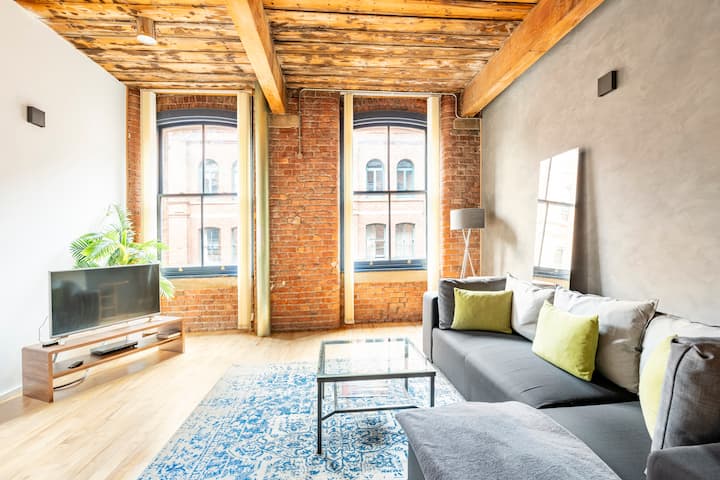 Loft Convertion Apartment/2br - Manchester