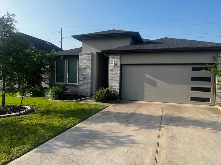 Home Away From Home! - Katy