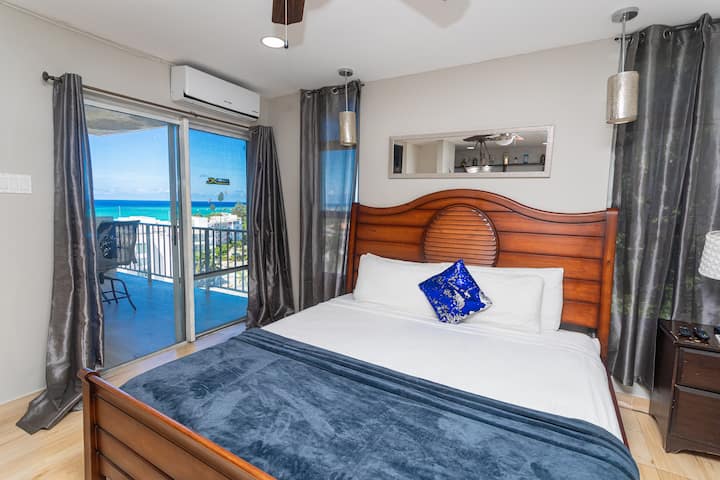❤️ Ocean Front Modern Studio Perfect Location Wifi - Montego Bay