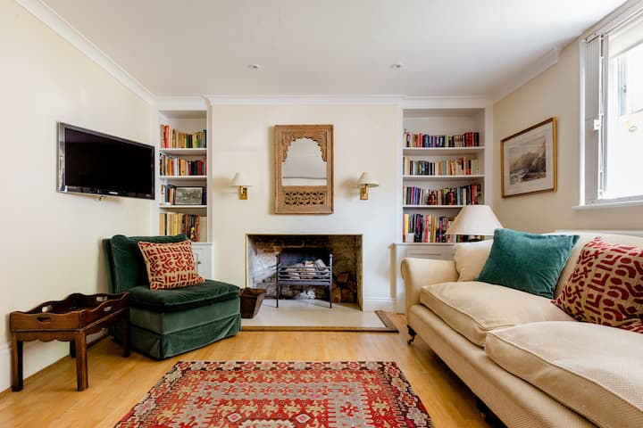 Immaculate Self Contained Flat In Historic Square - Pimlico - London