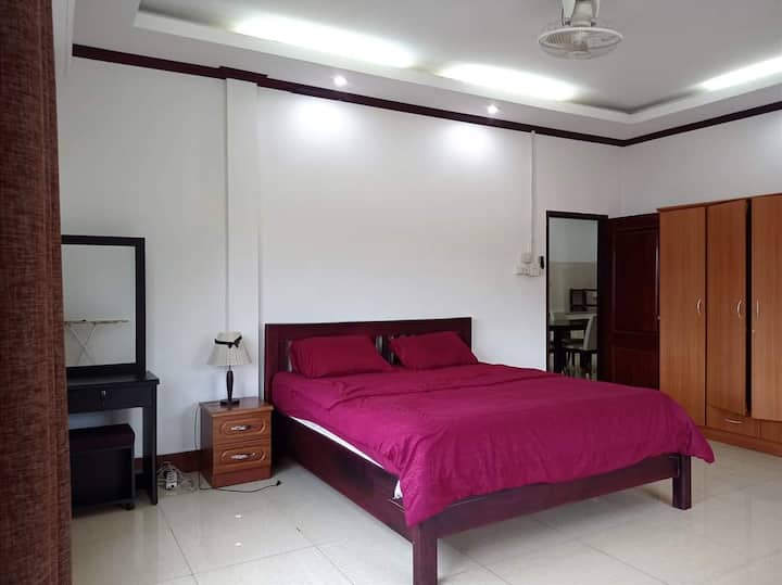 A Spacious Apartment Suitable For Your Family Trip - Vientiane