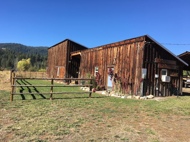 The Rustic Country Bunkhouse - Oregon