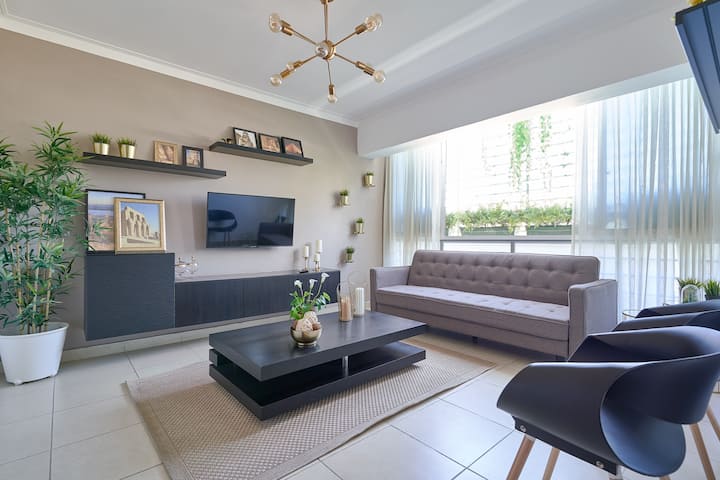 Secure Apt, Egyptian-inspired - Santo Domingo