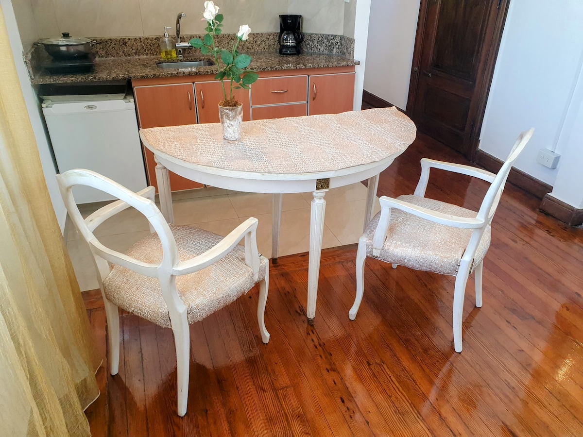 Studio San Martin- Harrods - Airbnb