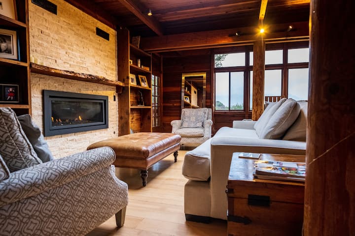 Gorgeous Secluded Treehouse With Spectacular Views - Big Sur, CA