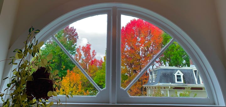 Millbrook Village Bennett Suite - In The Village - Millbrook, NY