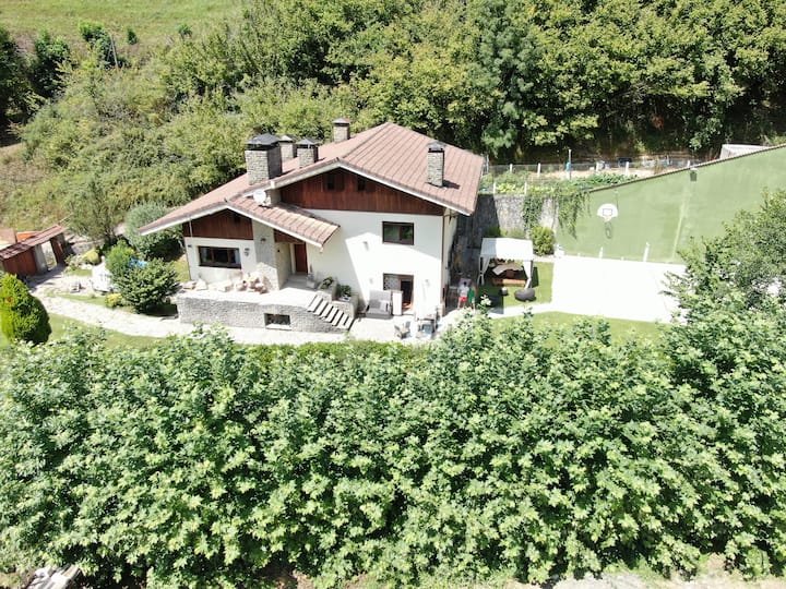 Turtzioz Oriñon Chalet Frontón - Castro-Urdiales