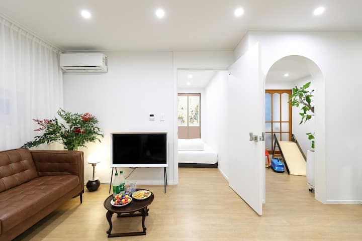 1st Floor。seoul Station。free Pickup For 7+ Night。 - Myeong-dong