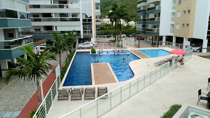 Lindo Apartamento No Boulevard De Palmas - Governador Celso Ramos