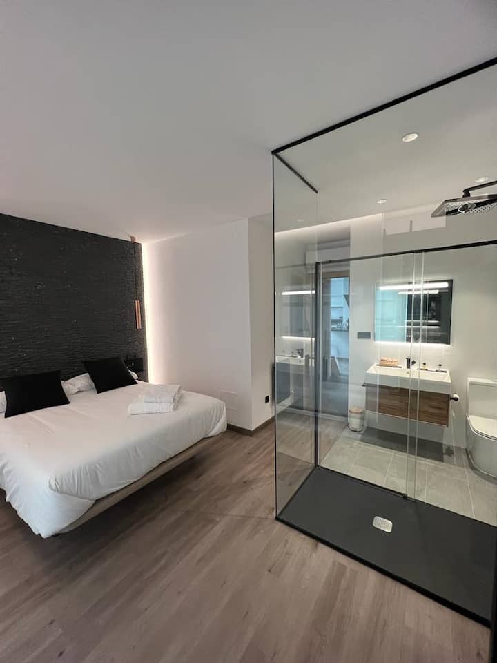 Apartamento Con Terraza En Centro De Salamanca. - Salamanca