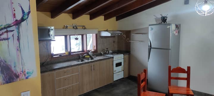 Un Lugar Tranquilo Y Cerca Del Centro - Villa La Angostura