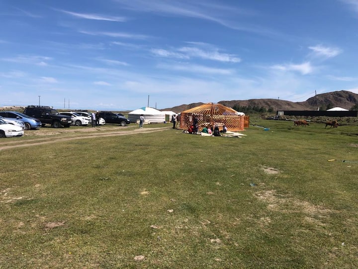 Ulaangom Tour - Mongolia