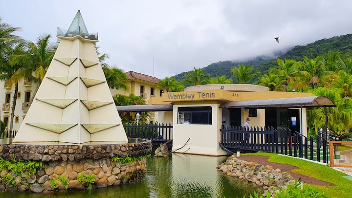 Cond. Wembley Tenis, Ubatuba, 4 Dorm, 2 Suítes - Ubatuba