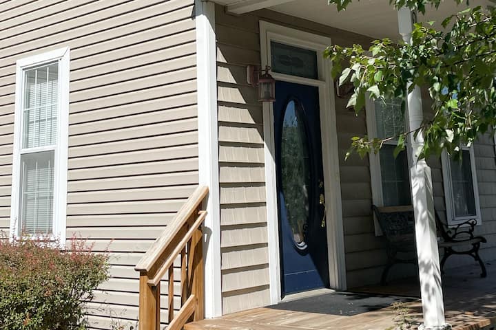 Full Home Just Blocks From Downtown Annapolis - Annapolis, MD