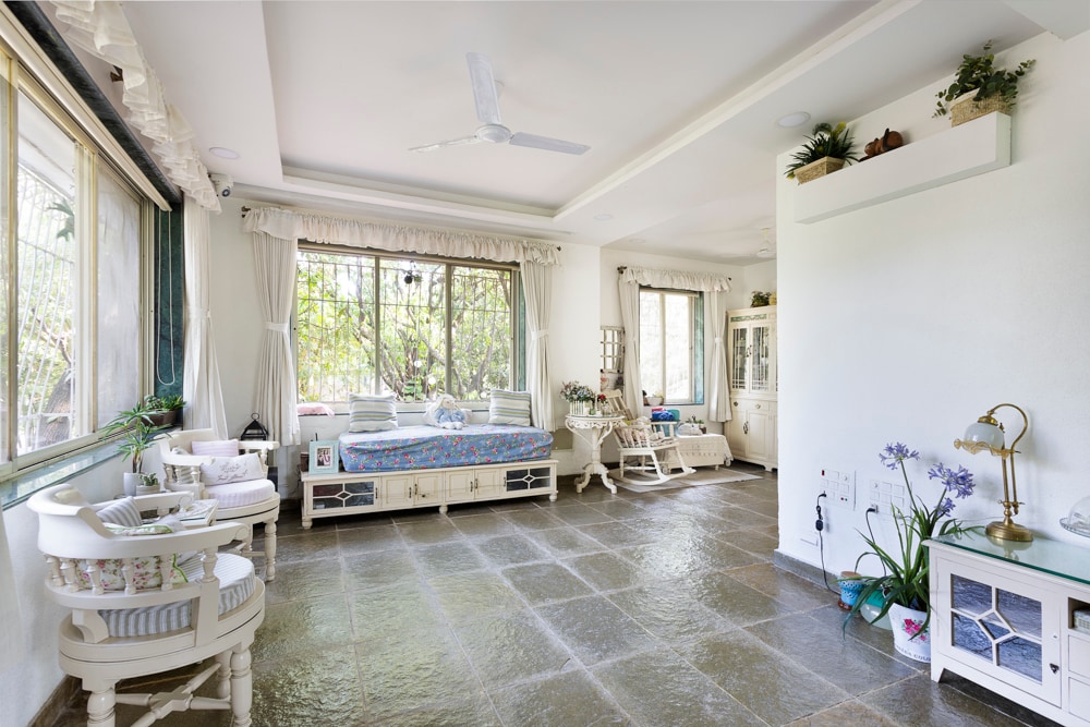 Daman Holiday Rentals & Homes - Dadra and Nagar Haveli and Daman and ...