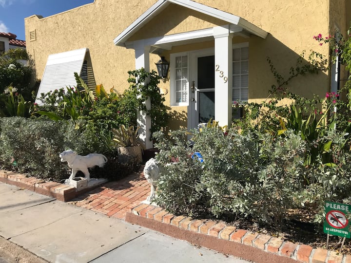 Historic Mediterranean Two Bedroom Retreat - West Palm Beach, FL