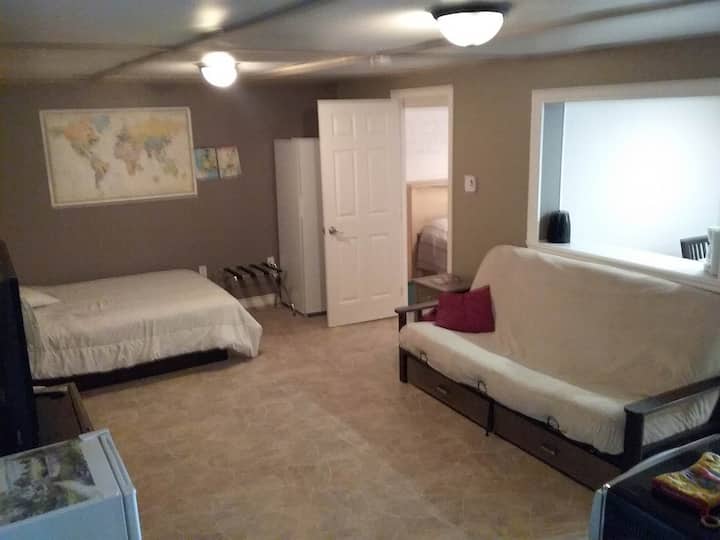 Sous-sol Complet Aménagé Pour Vous Recevoir - Quebec City