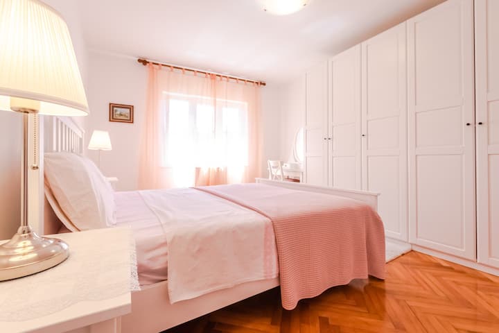 City Center 2bd, 2 Bathroom, Balcony, Wi-fi, - Rovigno