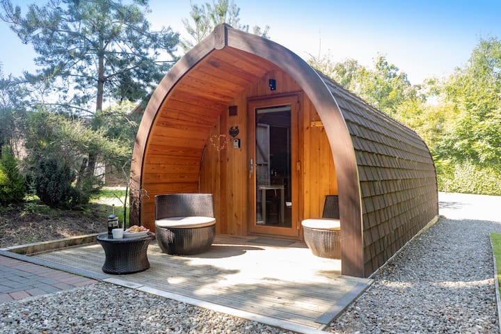 Wee Acorn Luxury Pod With Private Hot Tub - Loch Lomond