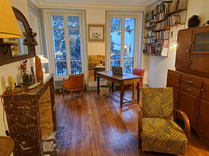 Appartement De Charme, Paris 18 - Paryż