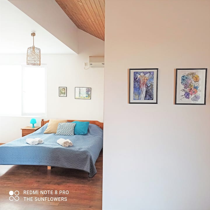 Studio-apartment The Sunflowers Pomorie - Pomorié