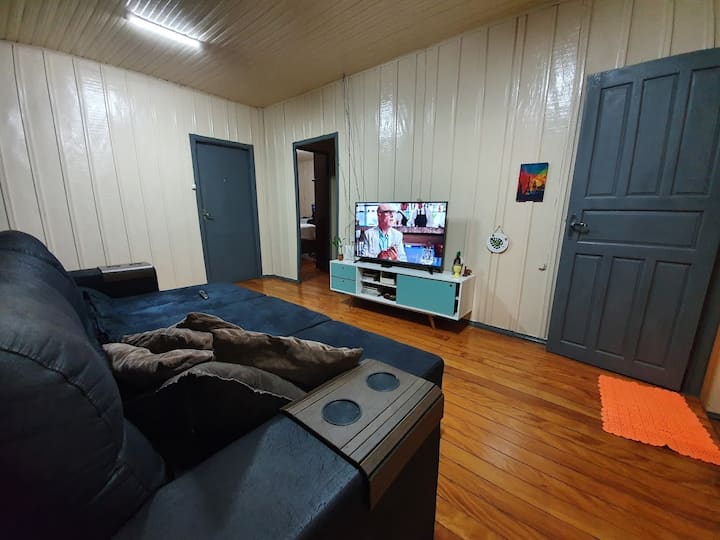 Casa  C/ 4 Quartos – Perto Da Centro Em Maringá - Maringá