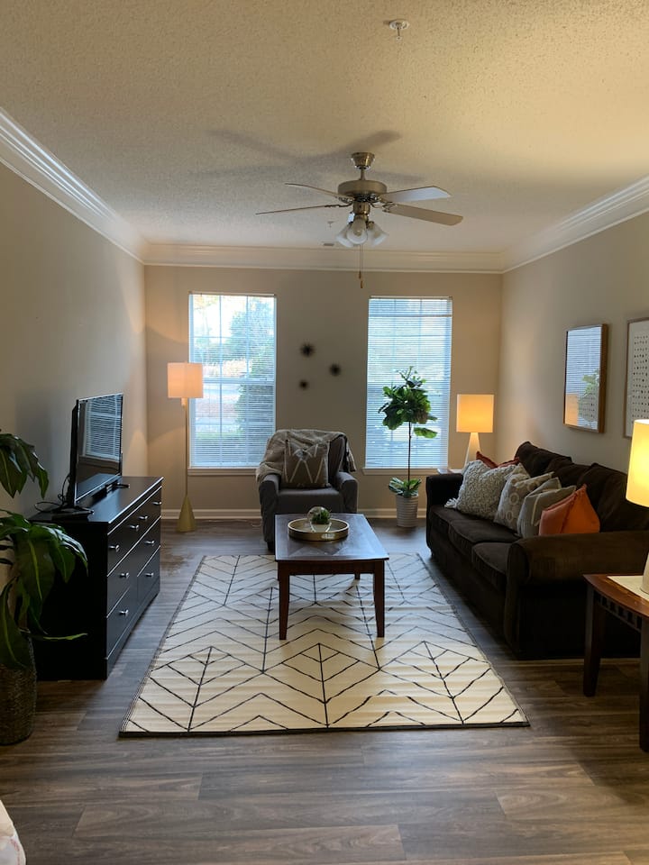 Fabuloso Apartamento Completamente Amueblado En Alpharetta Con Una Cama / Un Baño - Alpharetta, GA