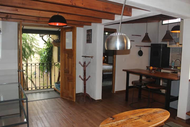 Iv-departamento Iluminado, Espacioso, En El Centro - San Cristóbal de las Casas