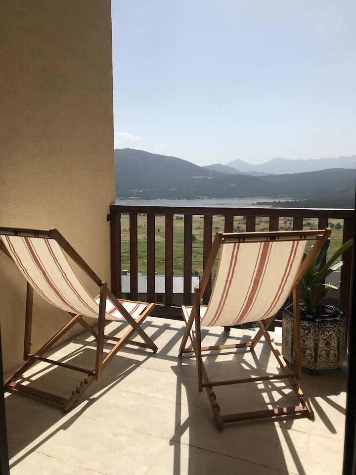 Appartement Vue Sur Le Lac, Garage Privé Et Wi-fi - Les Angles