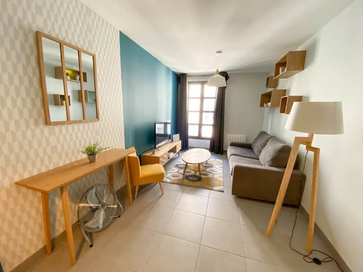 Scandi - Appart 4 Pers, Cœur Du Centre Ville - Cholet