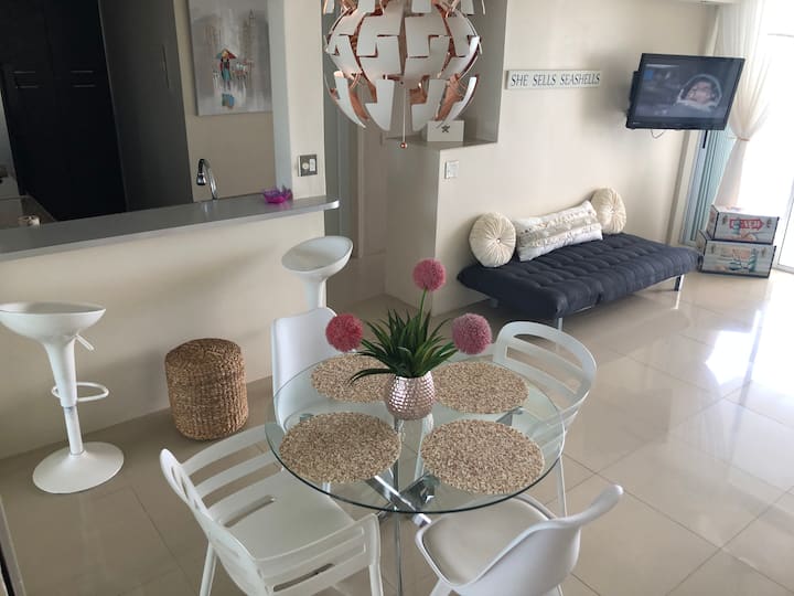 Ocean View Miillion Dollar View.1 Bedroom Apt . - Puerto Rico