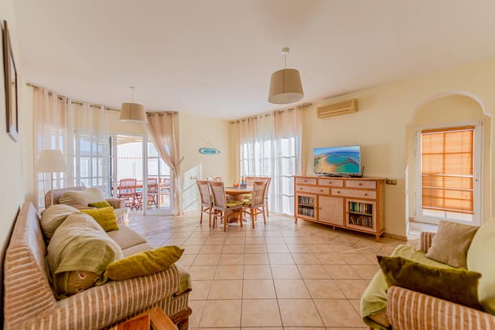 Luxusvilla Mit 4 Betten - Privater Pool, Großer Whirlpool Und Tischtennis - Fuerteventura