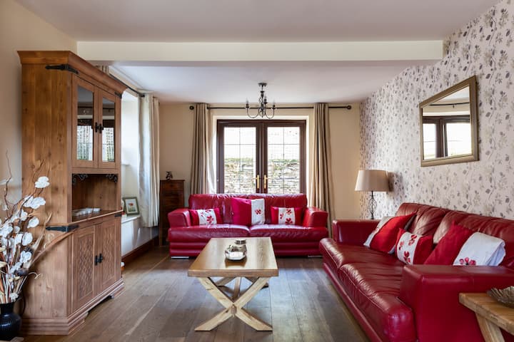 Cosy Herefordshire Cottage - Hot Tub - Orchard Lea - Ross-on-Wye