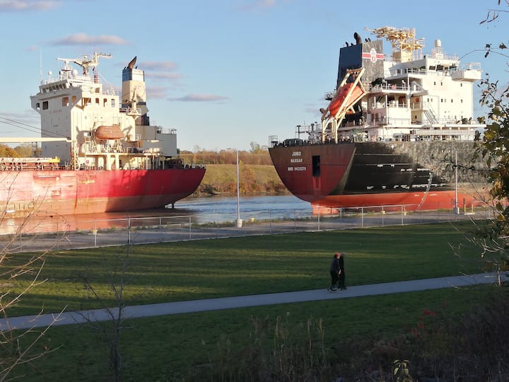 Canal View - Prime Location And View - Niagara-on-the-Lake