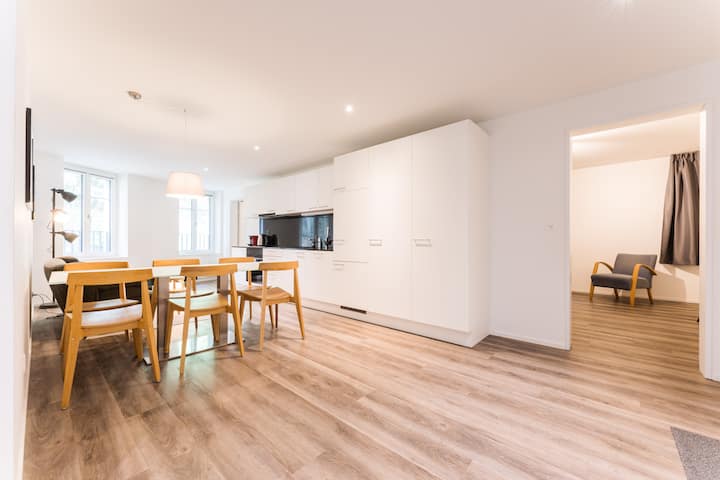 Touchbed | Large 4-br-apartment Middle Floor - St. Gallen