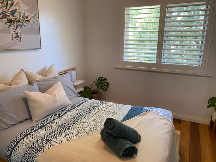 Mount Lawley Spot Amongst Trees And Great Location - Inglewood