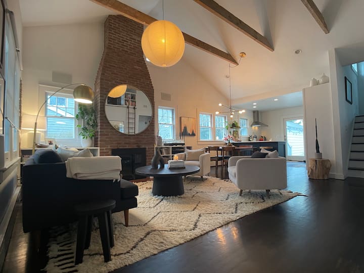 Beautiful Bungalow By The Beach - Northport, NY