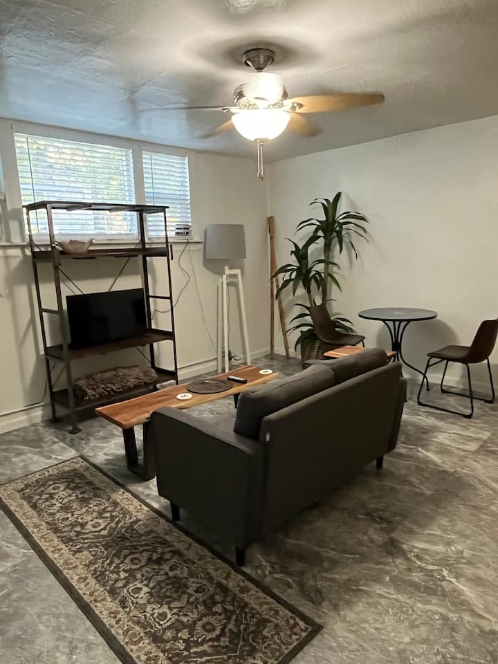 Modern Flat 5 - Pocatello, ID