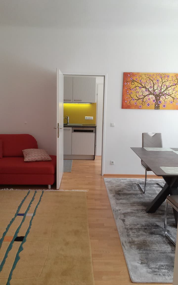 Geheim T16: Helle, Ruhige, Zentrale Innenhoflage - Graz