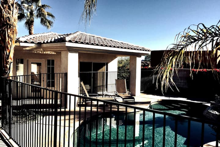 Cozy Casita Perfect For Healthcare Travelers - Rancho Mirage, CA
