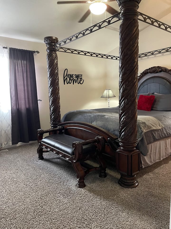 Family House - 10 Minutes To Everywhere! - Colorado Springs, CO